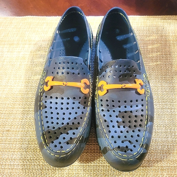 floaters | Shoes | Men Floaters | Poshmark